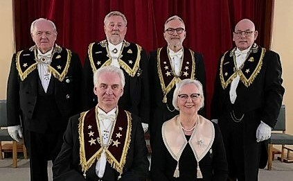 40 Veteranjuvel tildeling til en Odd Fellow bror med en Rebekka søster tilstede - Odd Fellow